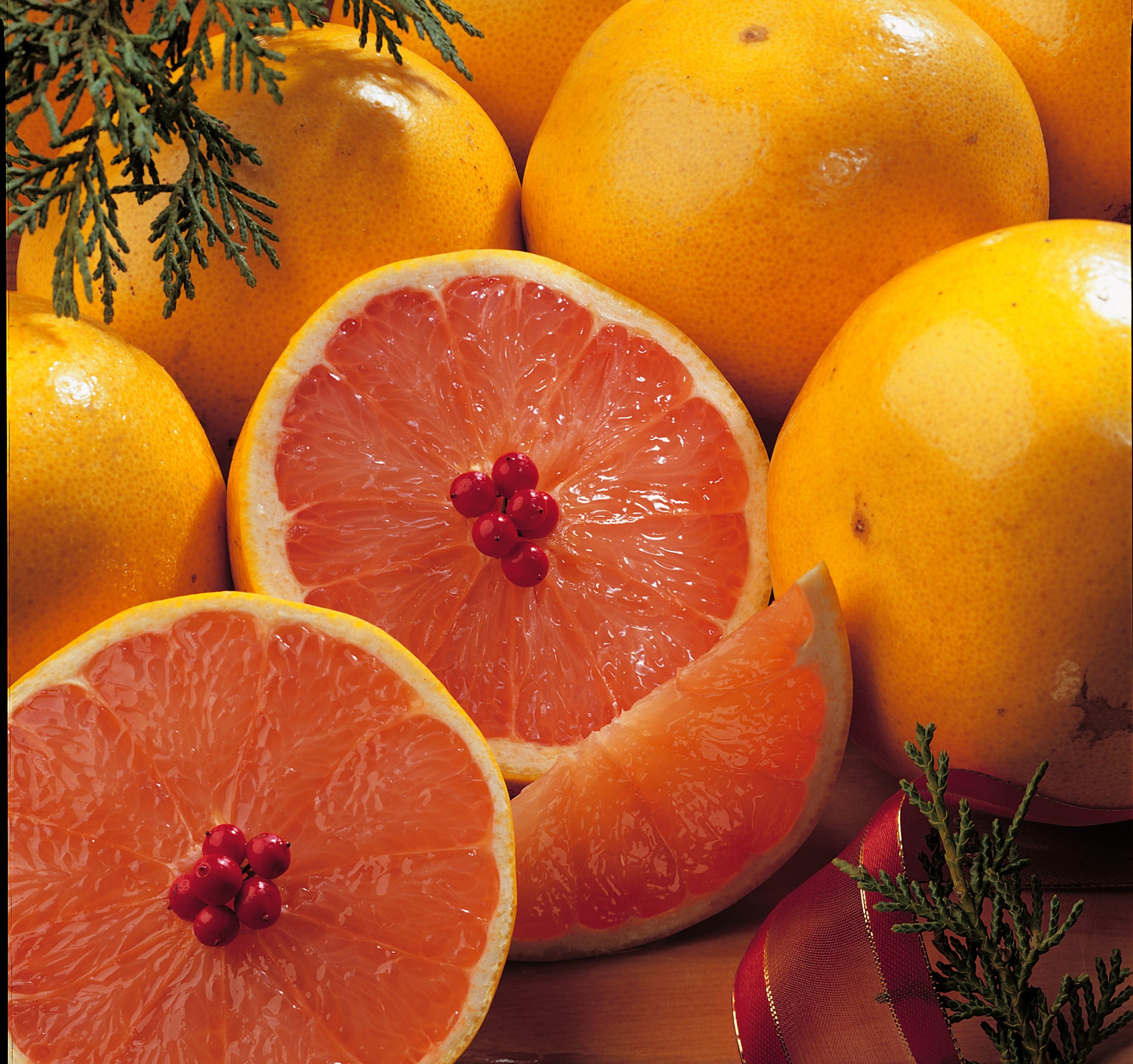 Ruby Red Grapefruit & Satsumas a Favorite Combo! | FloridaOrange